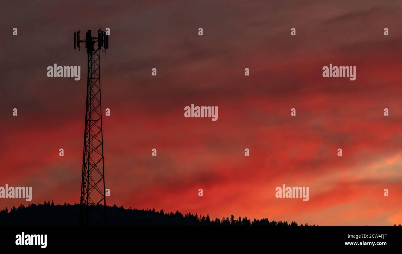 Cell tower landscape hi-res stock photography and images - Alamy