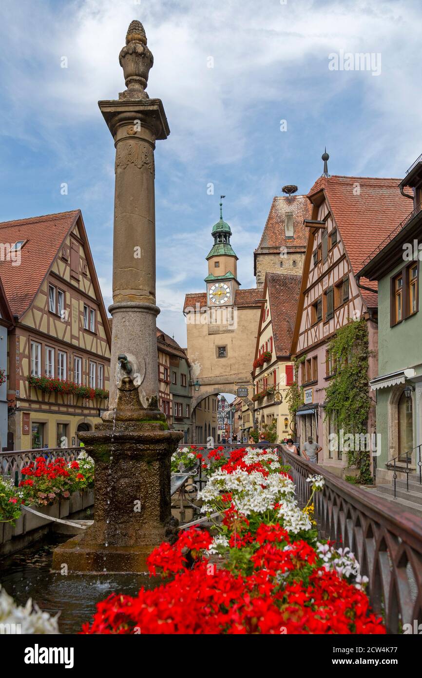 Roder fountain hi-res stock photography and images - Alamy