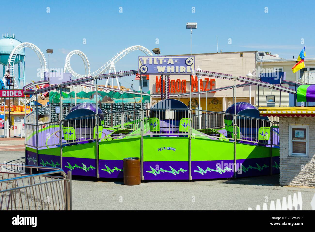 Tilt a whirl hi-res stock photography and images - Alamy