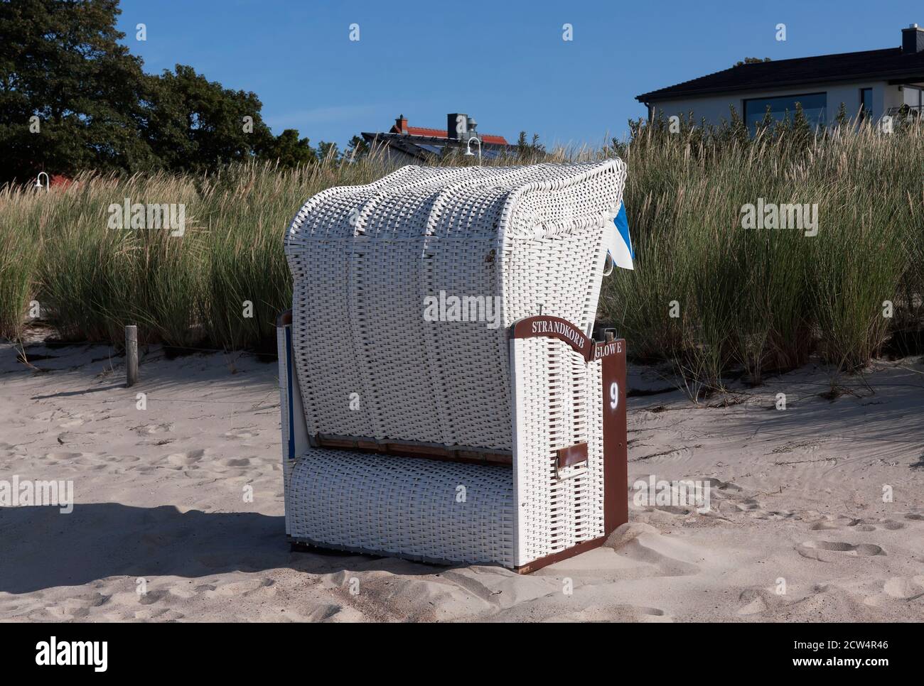 Strandkorb, traditional Baltic beach chair, Glowe, Ruegen Stock Photo ...
