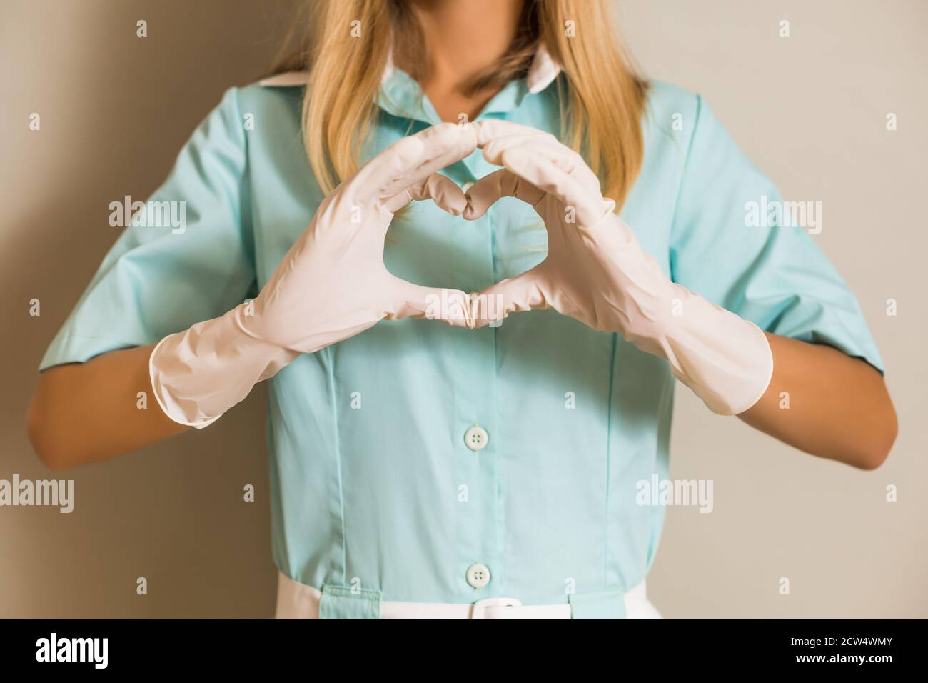 Cardiologist making heart hands hi-res stock photography and images - Alamy