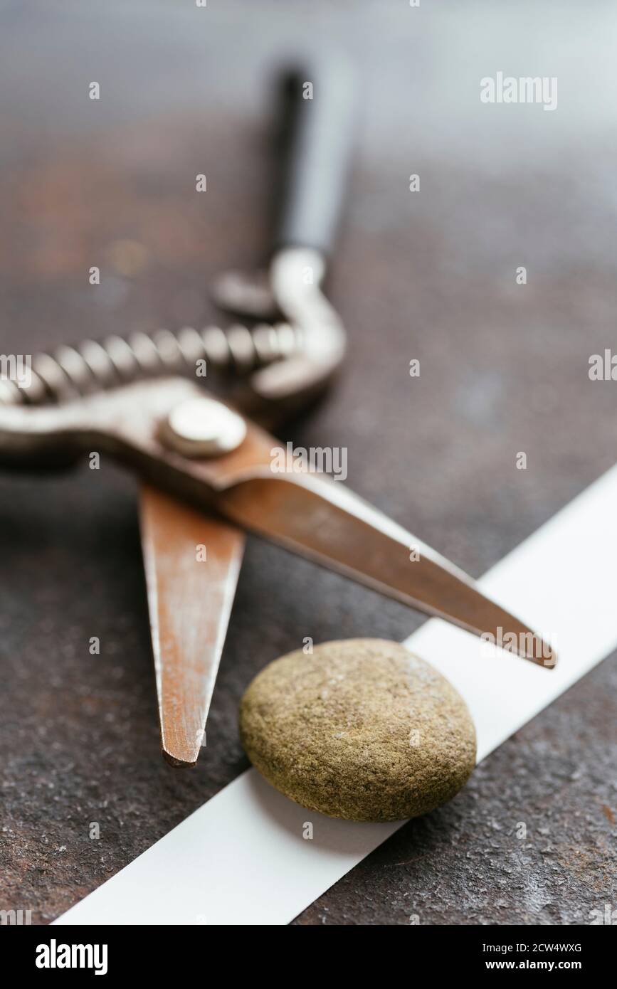 Scissors paper stone hi-res stock photography and images - Alamy