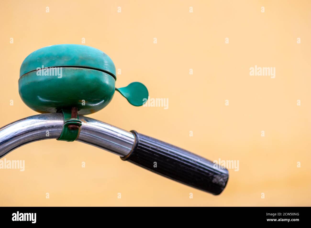 Beautiful splendid bike bell ensures security in the road traffic for ...