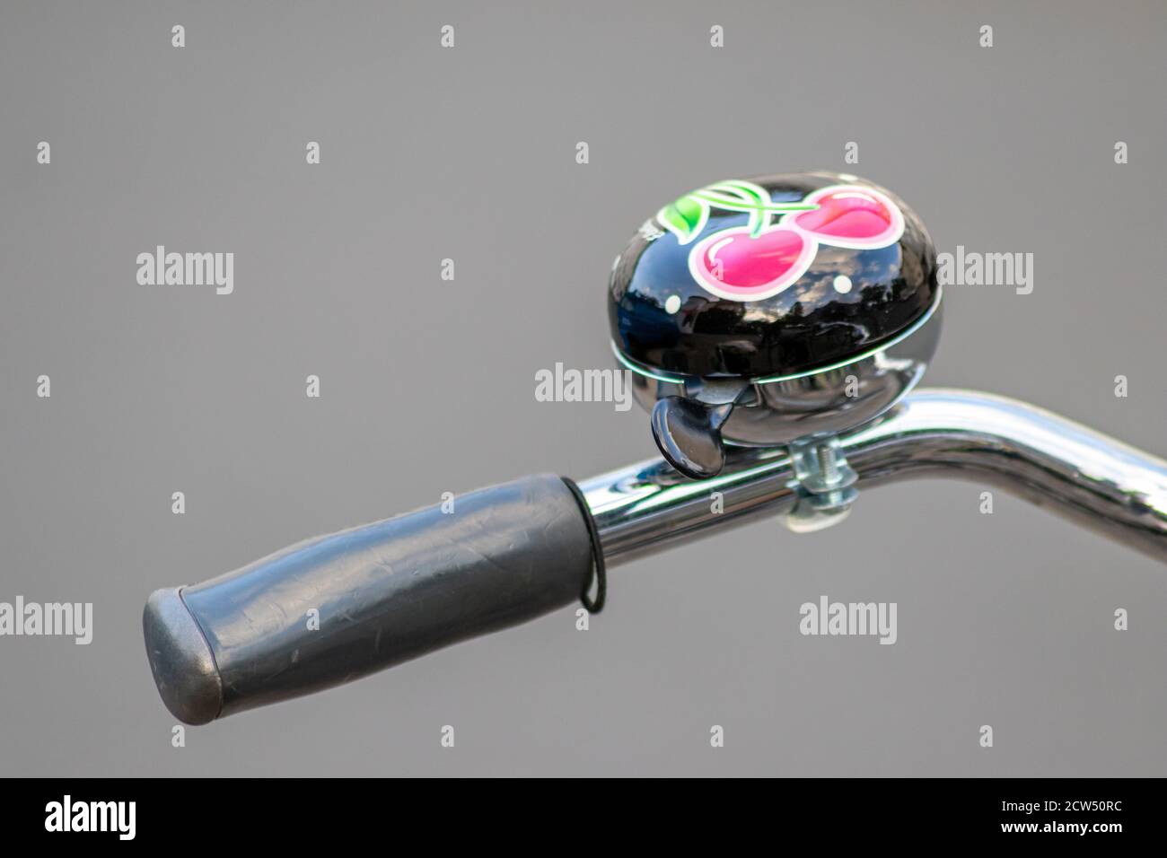 Beautiful splendid bike bell ensures security in the road traffic for ...