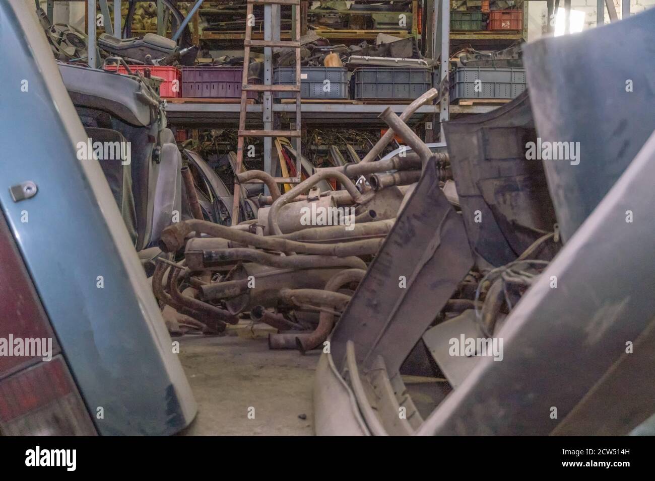 Used spare parts, disassembly. Old car parts suitable for future use ...