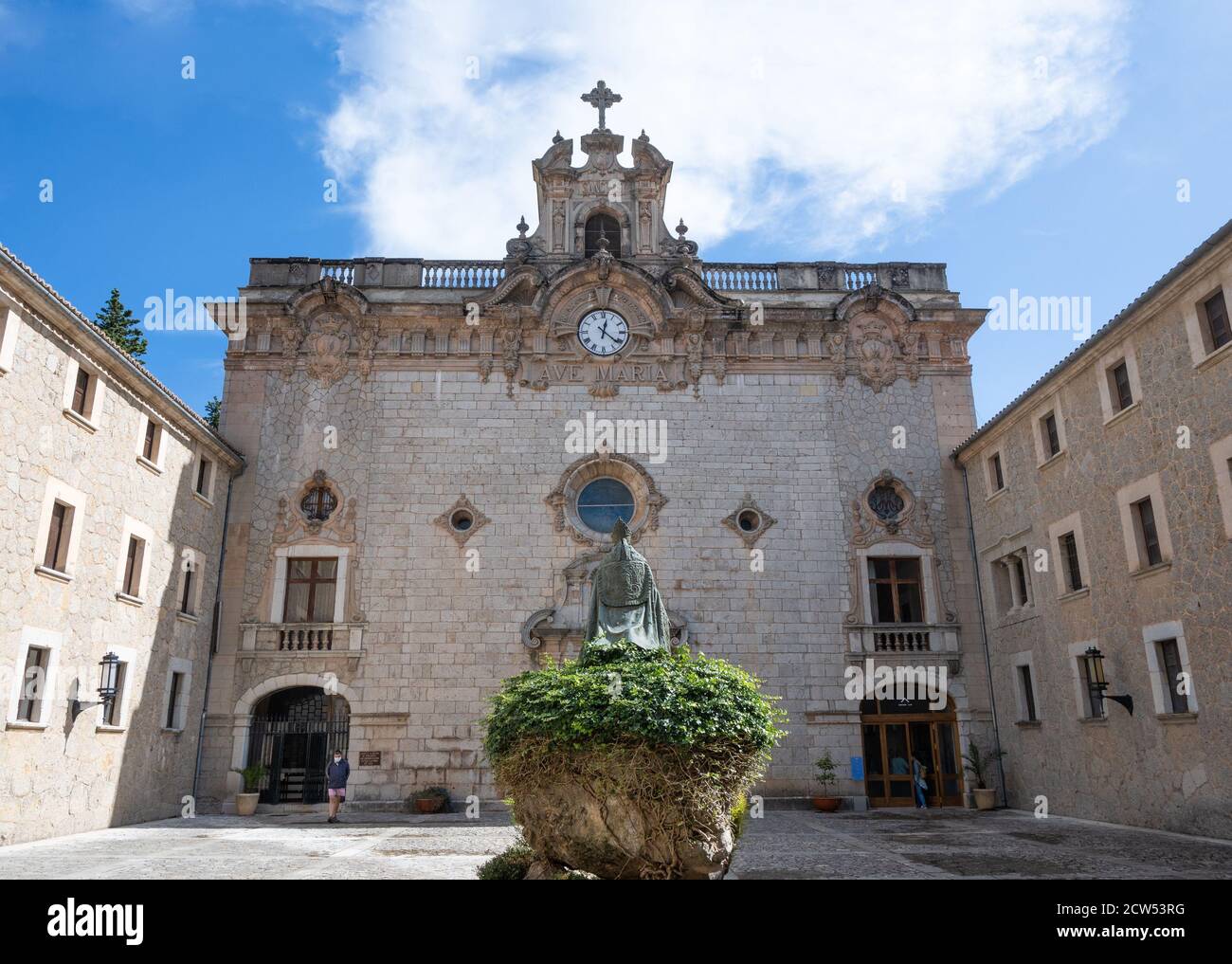 Monasterio mallorca hi-res stock photography and images - Alamy