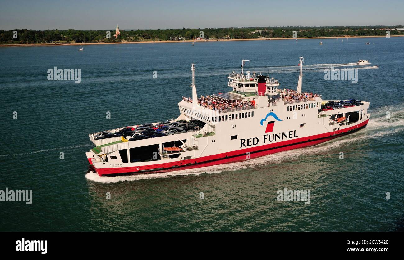 Red Funnel ferry "Red Osprey" approaching Southampton from the Isle of ...