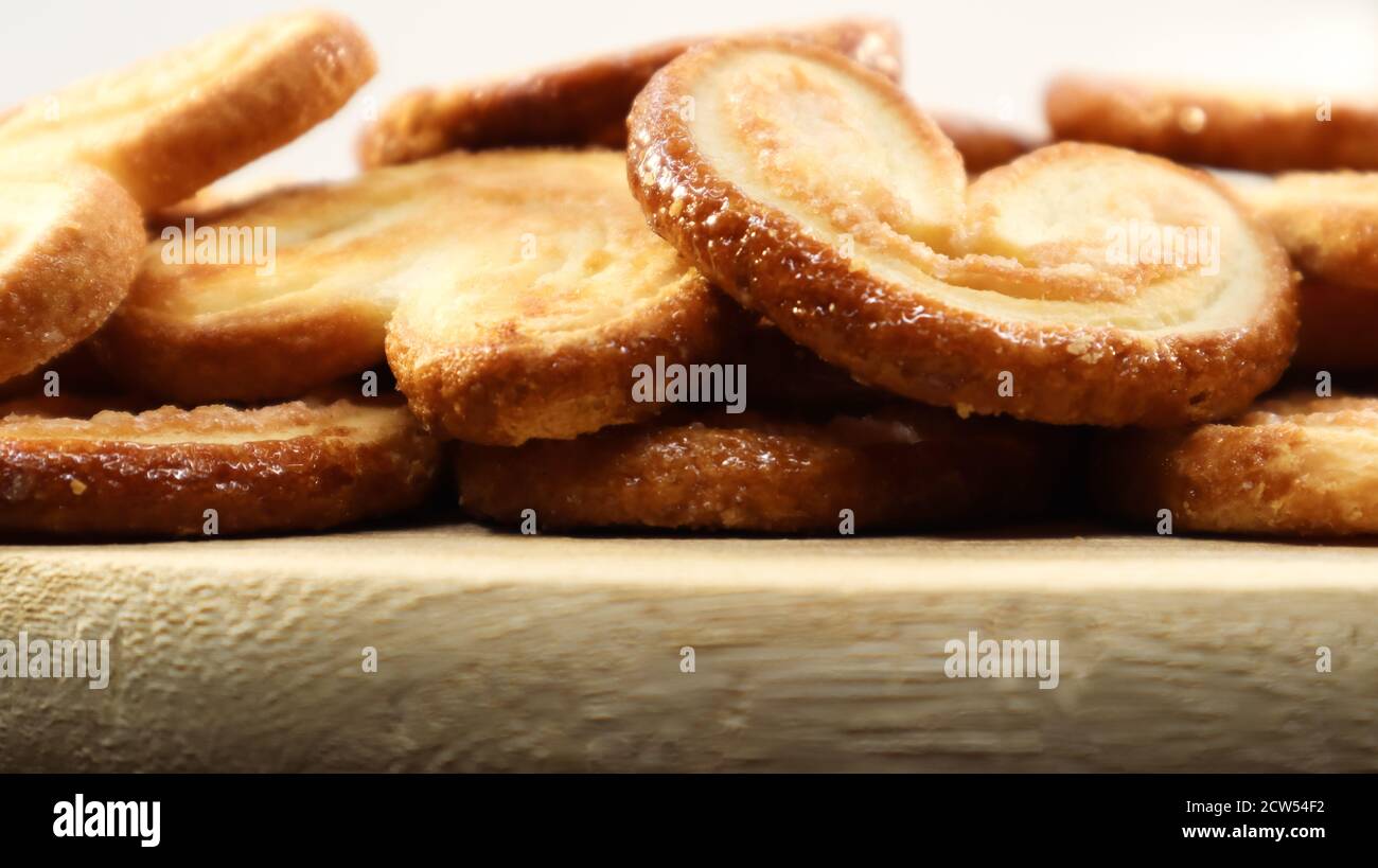 Butterfly puff pastry hi-res stock photography and images - Alamy