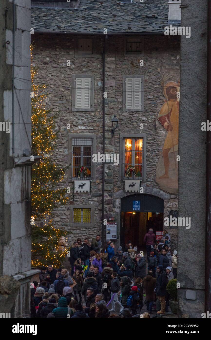 The ancient town of Gromo in the Christmas period Stock Photo - Alamy