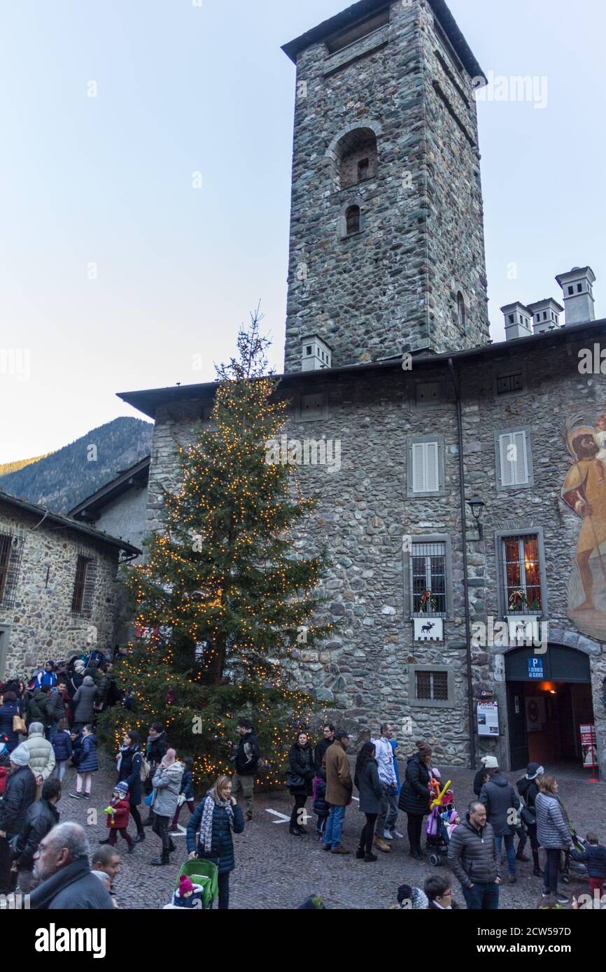 The ancient town of Gromo in the Christmas period Stock Photo - Alamy