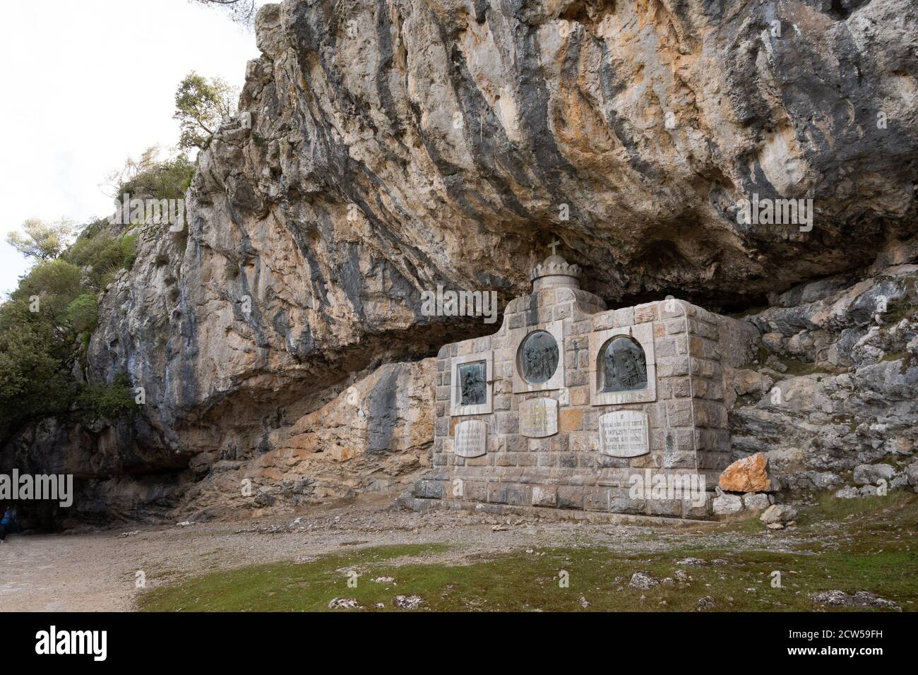 Monasterio mallorca hi-res stock photography and images - Alamy
