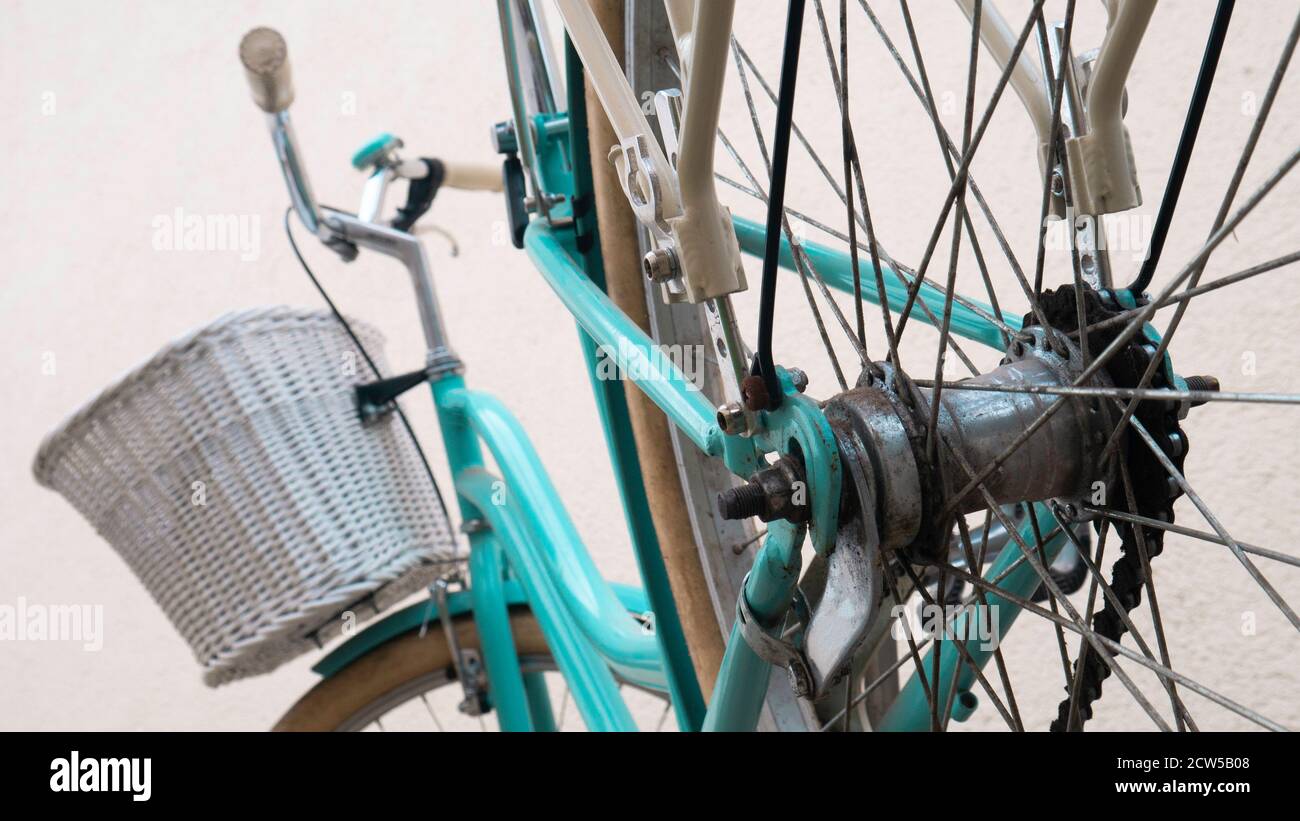 Turquoise blue bicycle with basket Stock Photo - Alamy