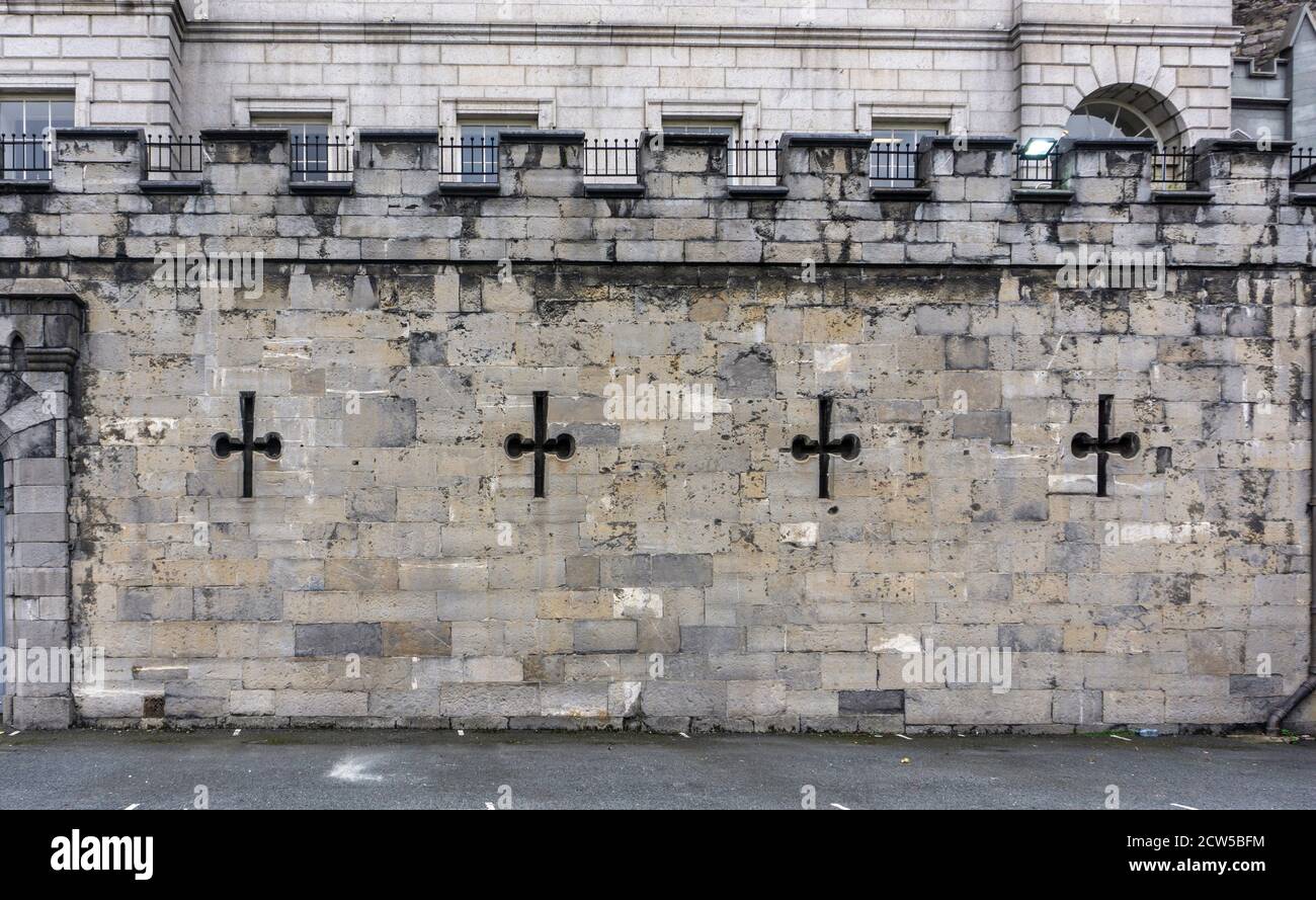 Cross shaped arrow slits hi-res stock photography and images - Alamy