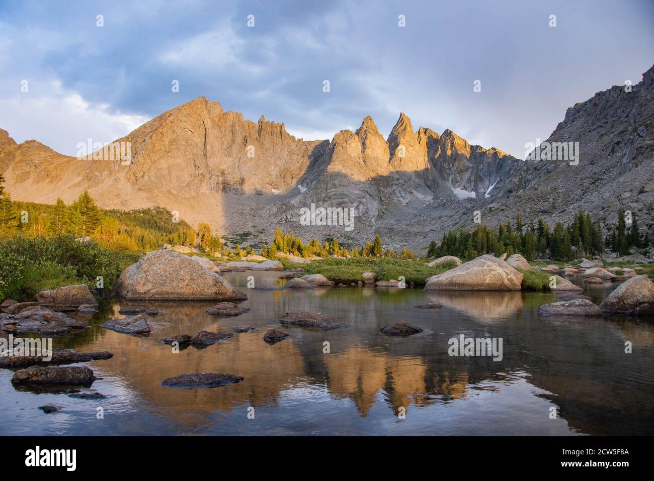 Breathtaking Cirque of Towers, seen from Shadow Lake, Wind River Range ...