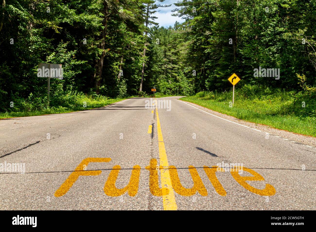 Centerline hi-res stock photography and images - Alamy