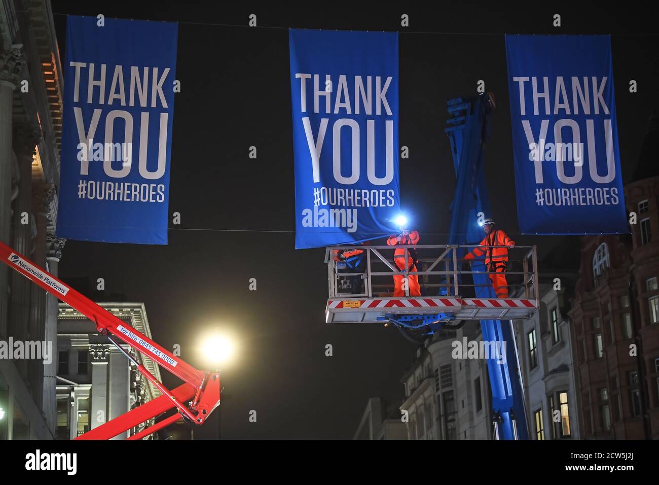 NHS thank you signs are taken down from Oxford Street in London as they ...