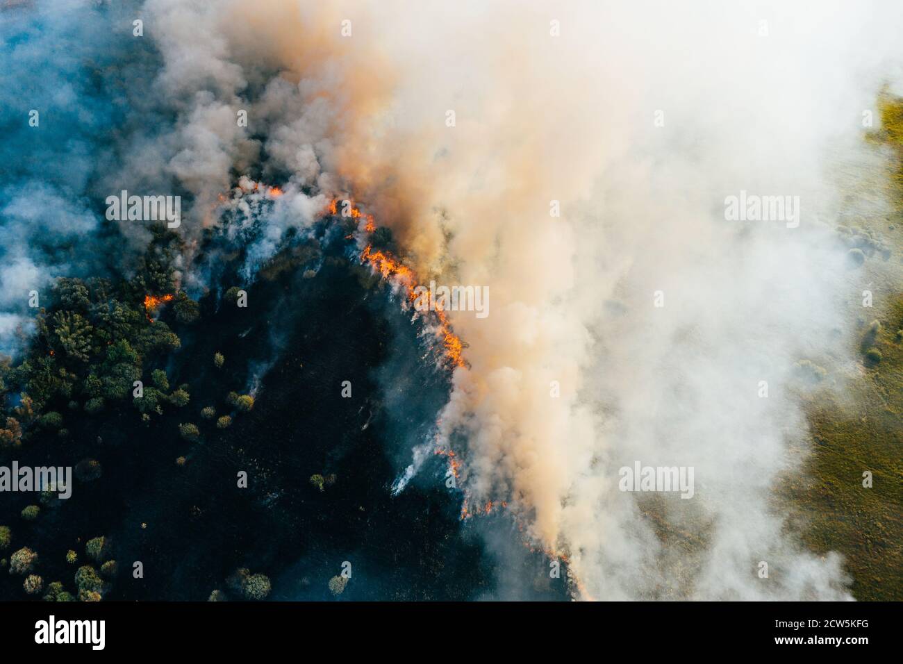 Bushfire aerial hi-res stock photography and images - Alamy