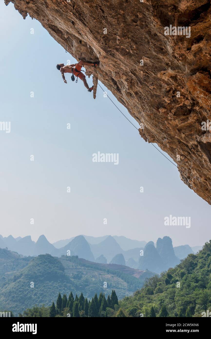 Yangshuo rock climbing moon hill hi-res stock photography and images ...