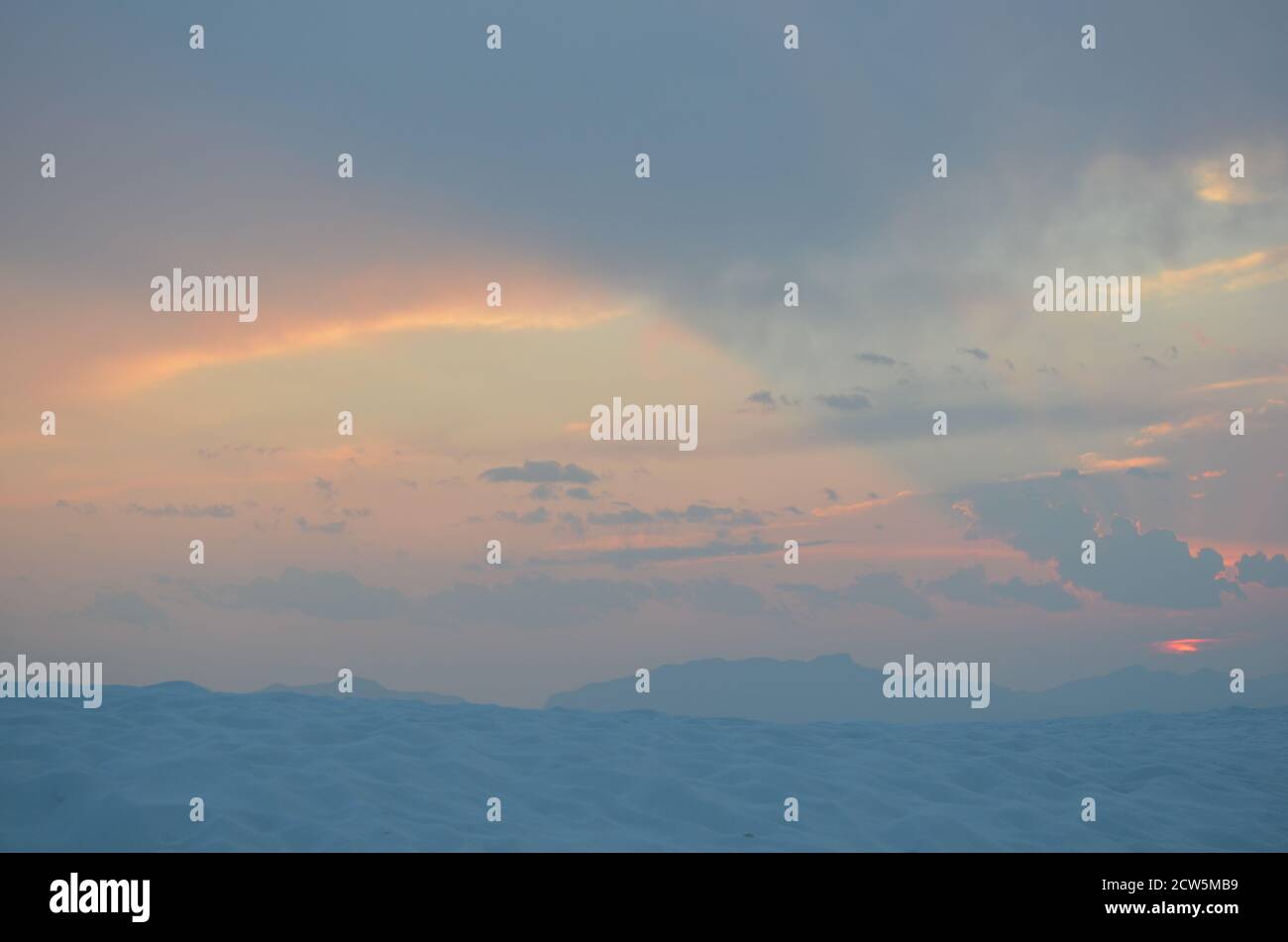 Sun without clouds hi-res stock photography and images - Alamy