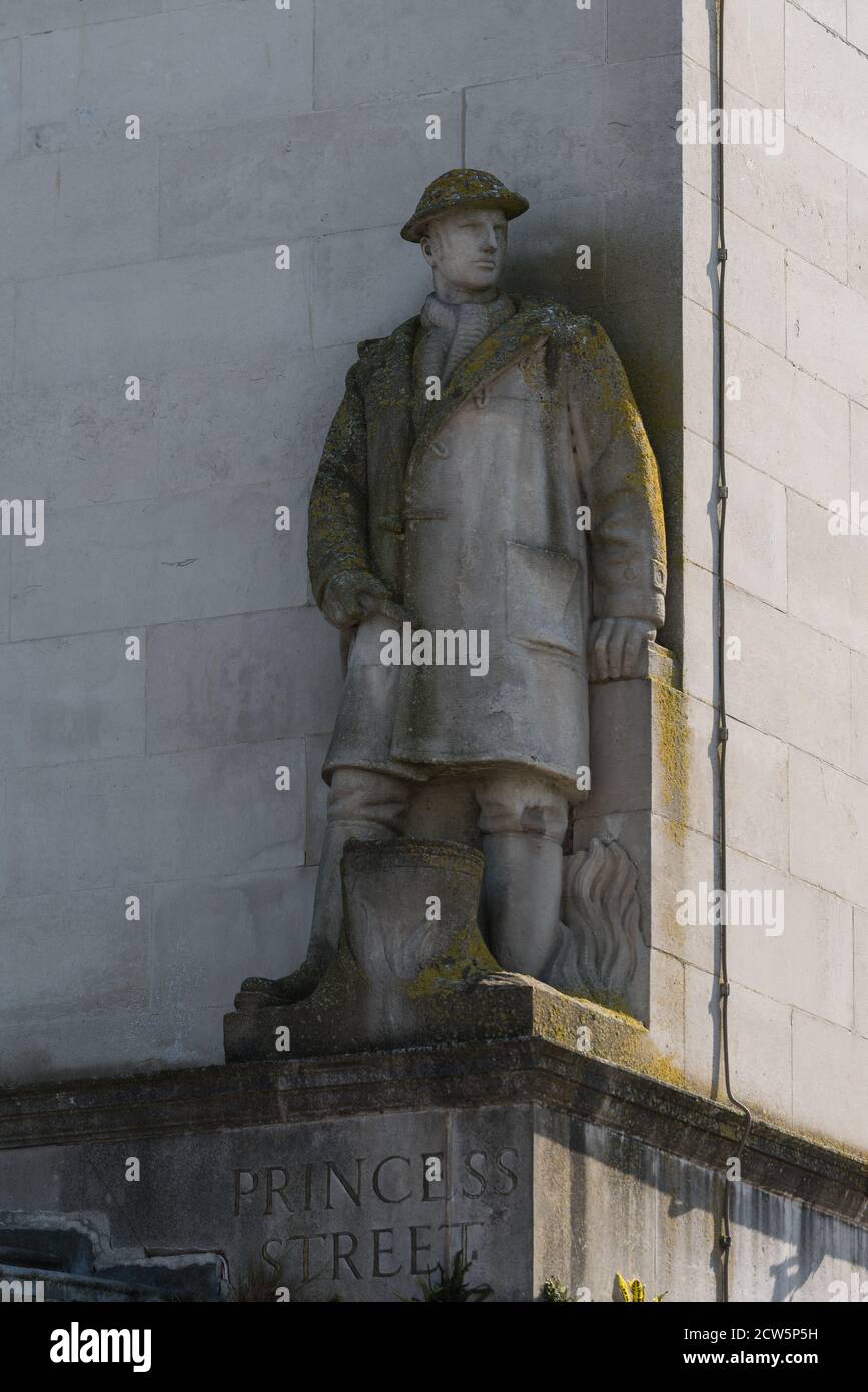 William warden hi-res stock photography and images - Alamy