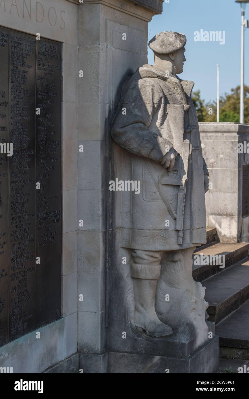 Thompson sub machine hi-res stock photography and images - Alamy