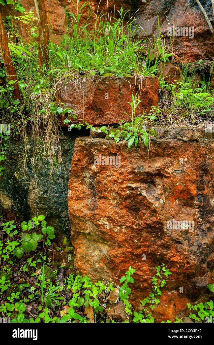 Anston limestone hi-res stock photography and images - Alamy