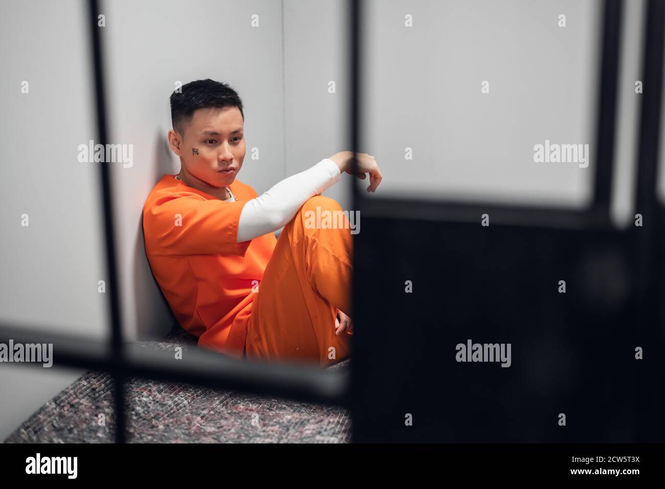 A young daring criminal is locked up in prison. Depression and apathy ...