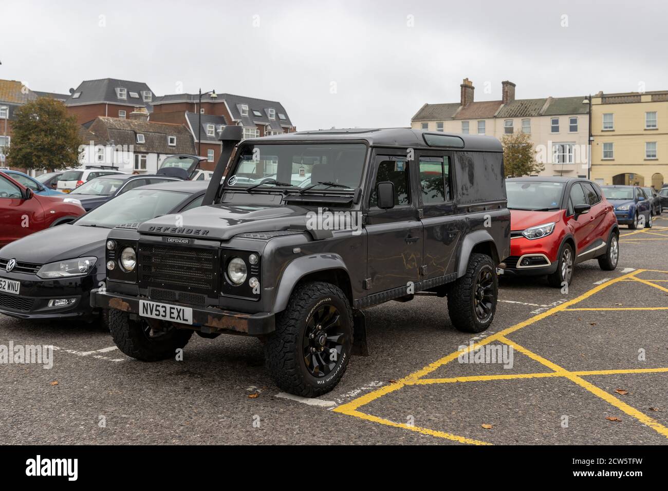 2003 land rover defender 110 hi-res stock photography and images - Alamy