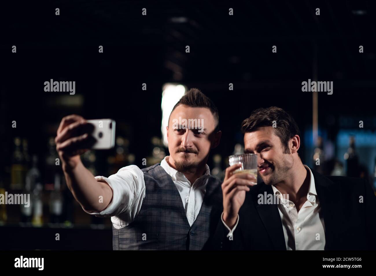 Phone call nightclub hi-res stock photography and images - Alamy