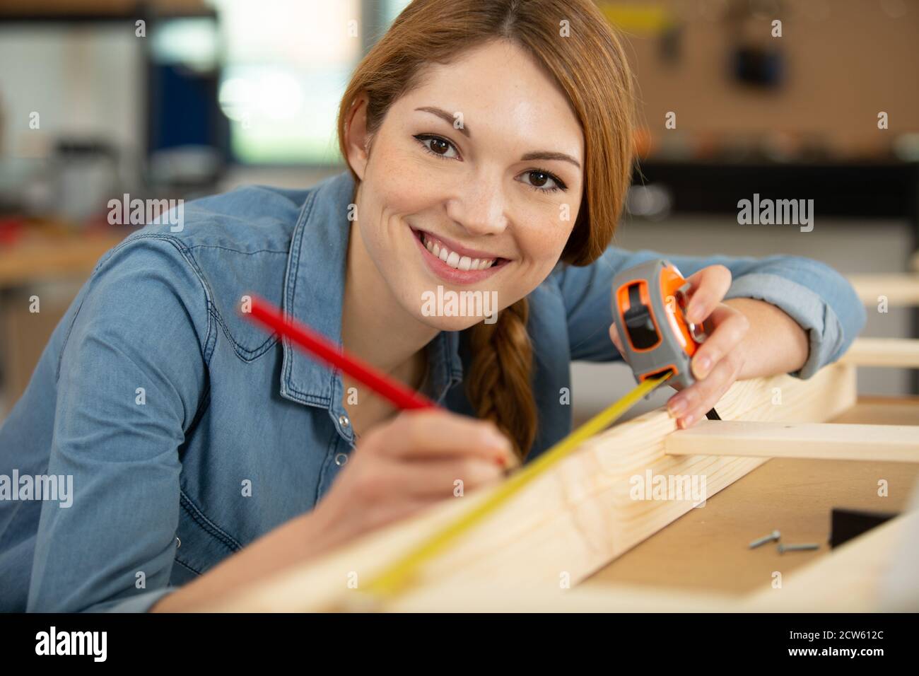 Girl measuring ruler hi-res stock photography and images - Alamy