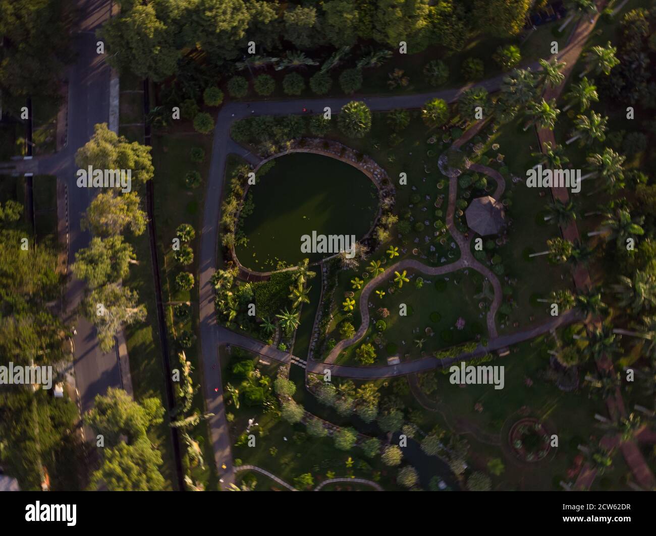 Top down aerial city park uk hi-res stock photography and images - Alamy
