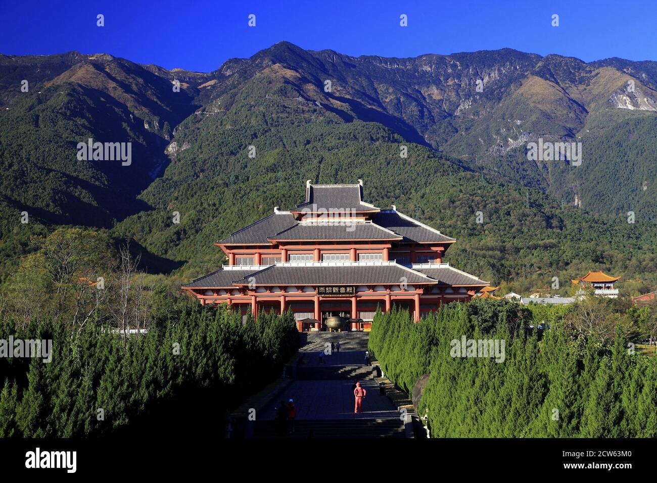 Yutong guanyin temple hi-res stock photography and images - Alamy