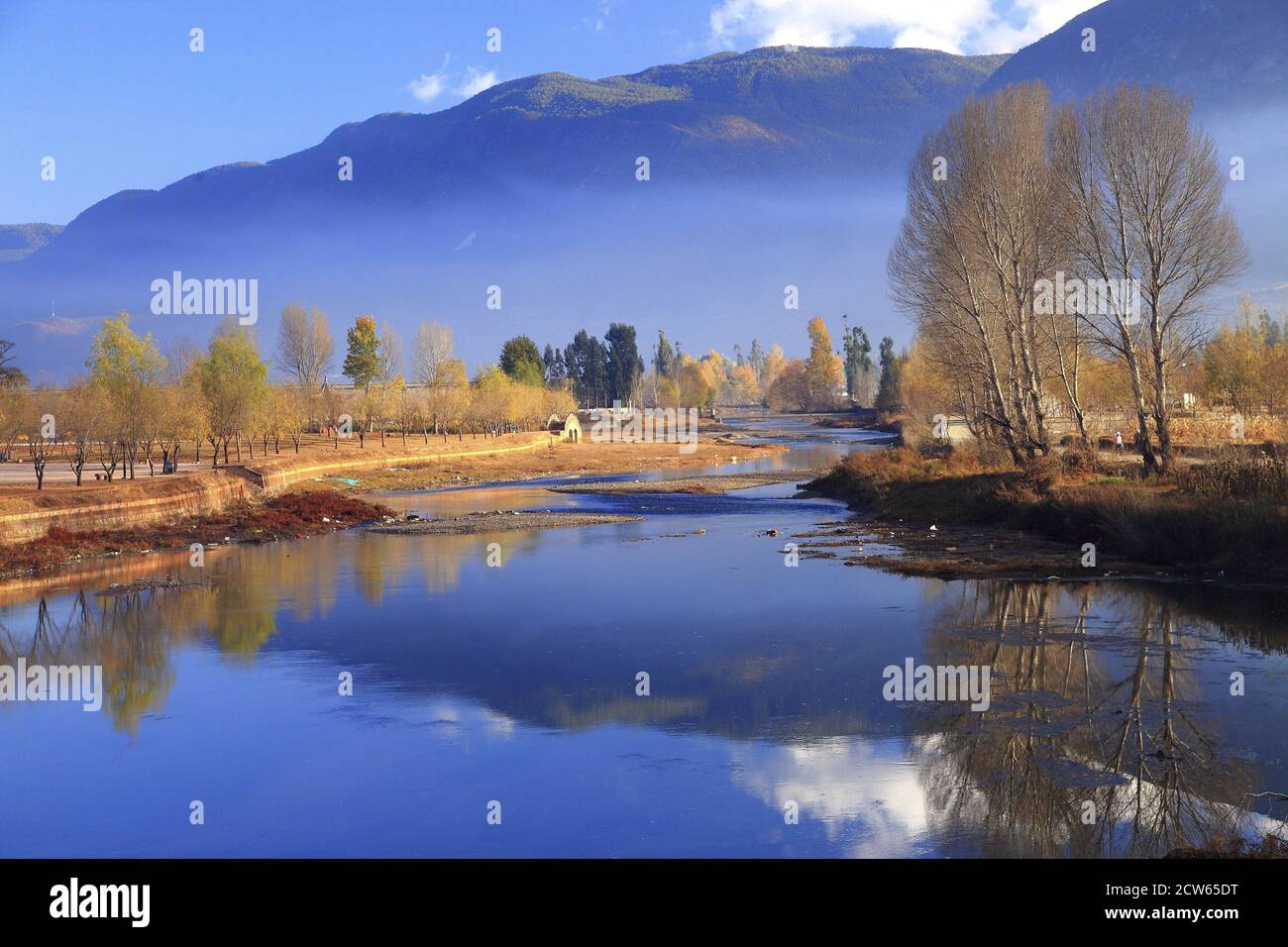 Yunnan Dali Shaxi Heihui River morning scene Stock Photo - Alamy