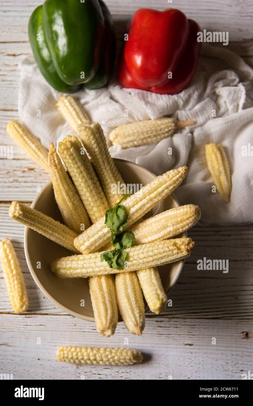 Fresh young baby corn hi-res stock photography and images - Alamy