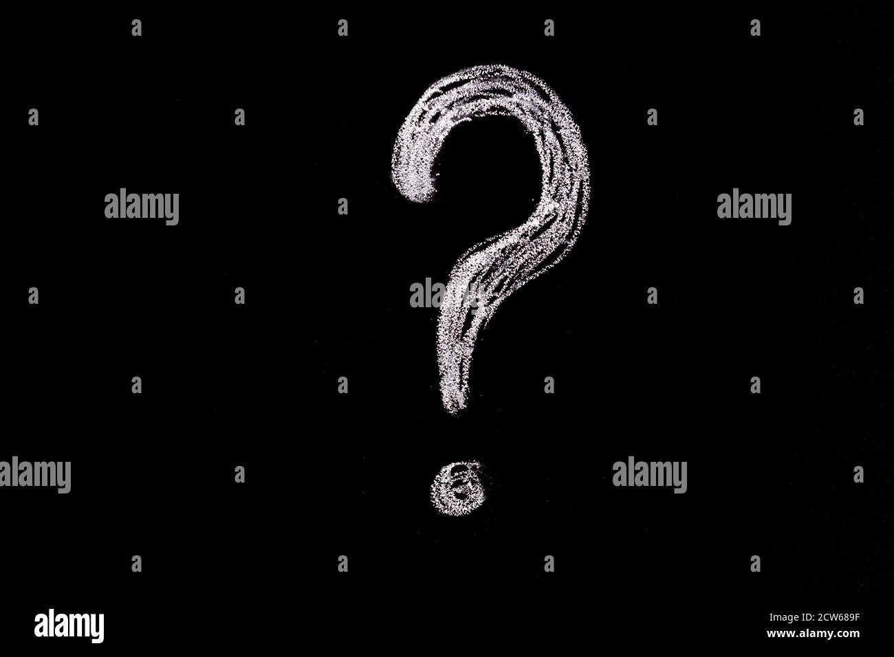 Question mark drawn in chalk on a blackboard Stock Photo - Alamy