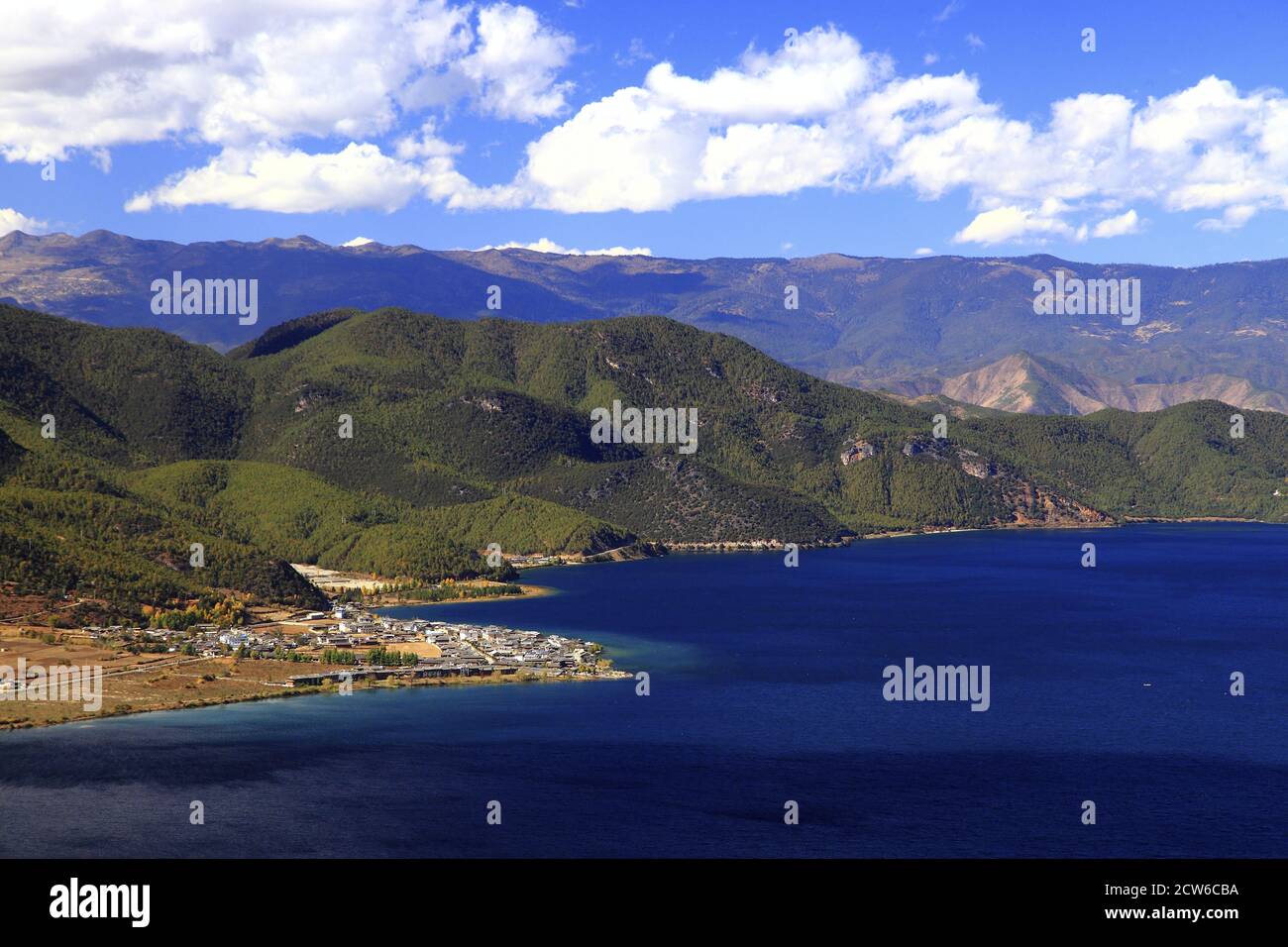 Yunnan Lijiang Lugu Lake Daluo Water Village Stock Photo - Alamy