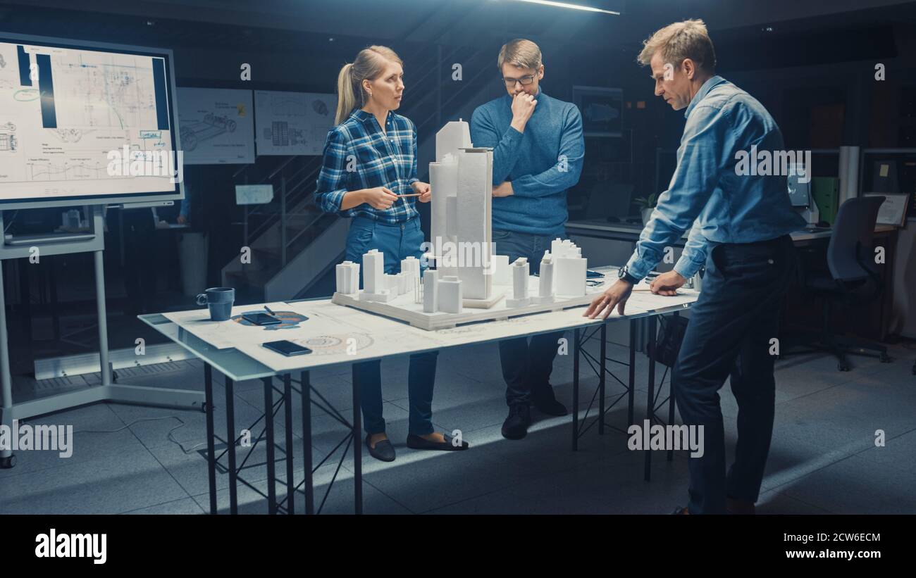 District chief team hi-res stock photography and images - Alamy