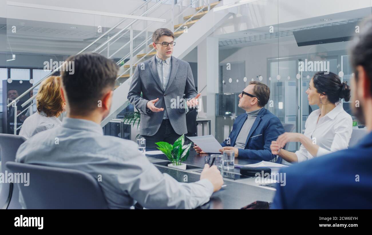 Leadership management directors board hi-res stock photography and ...