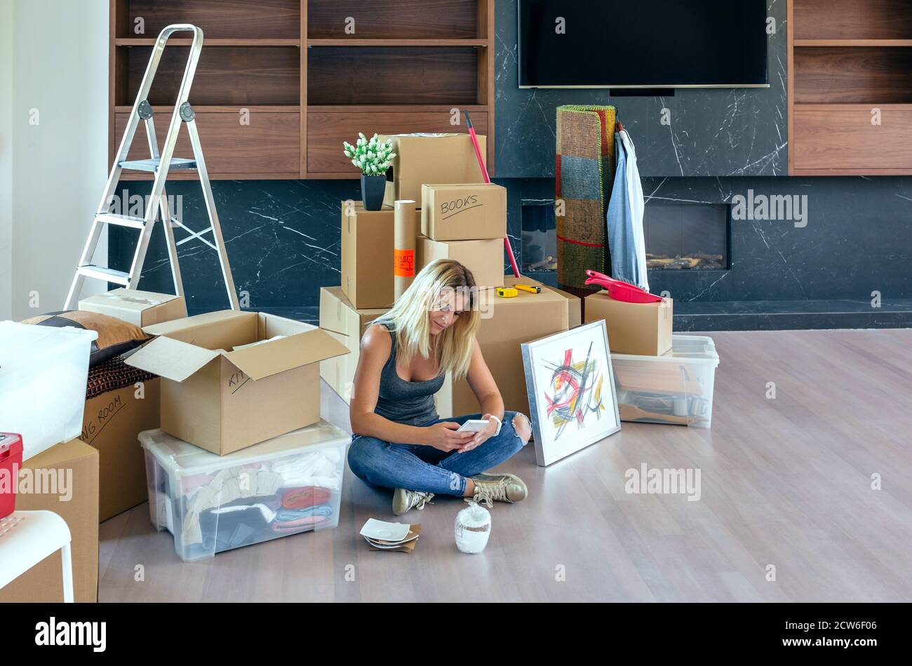 Unpacking painting hi-res stock photography and images - Alamy