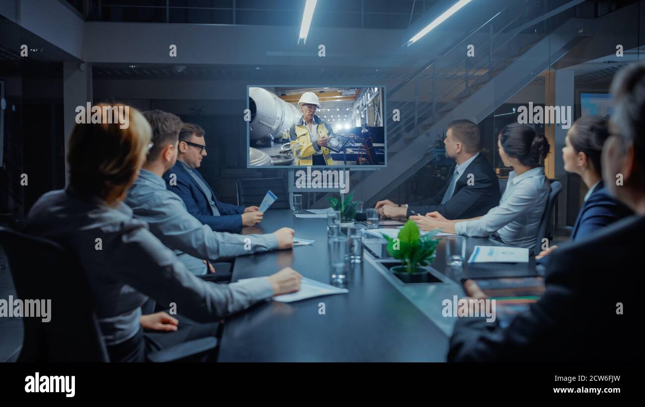 Corporate investor hi-res stock photography and images - Alamy