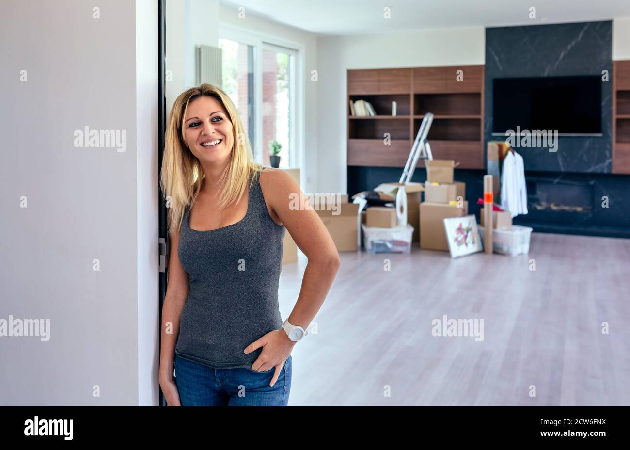 Posing box hi-res stock photography and images - Alamy