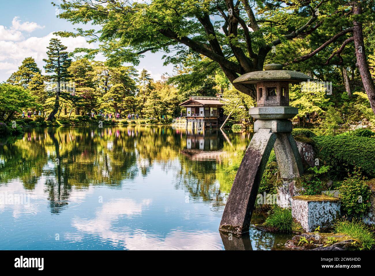 Kenroku en shigure tei hi-res stock photography and images - Alamy