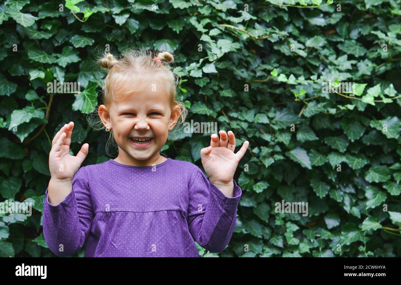 Beautiful child portrait hi-res stock photography and images - Alamy