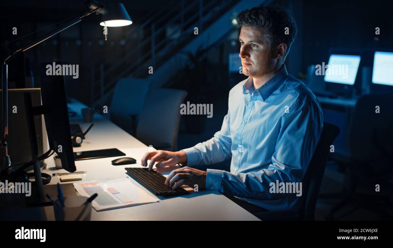 Transactions business hi-res stock photography and images - Alamy