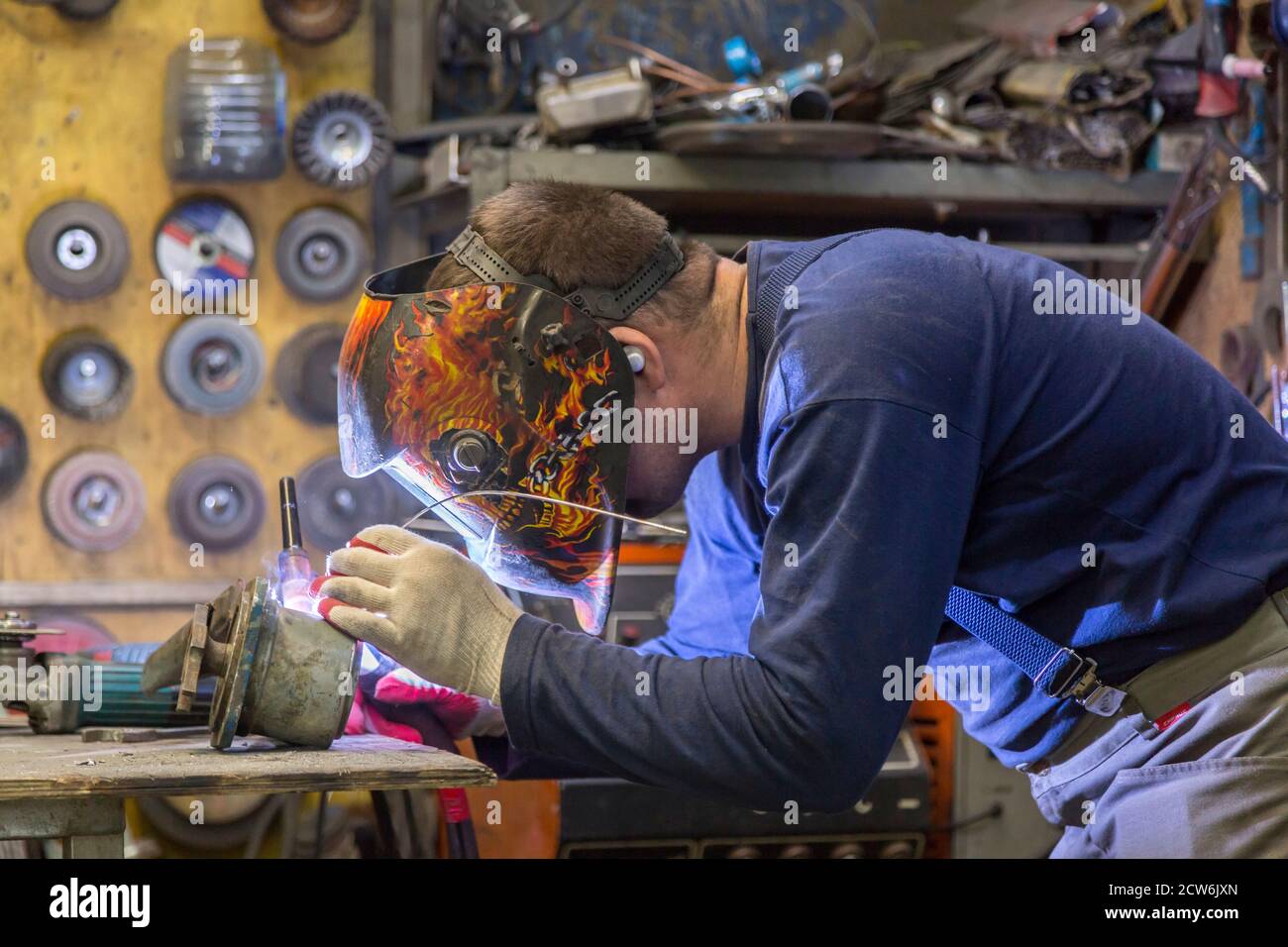 Tig welding car hi-res stock photography and images - Alamy