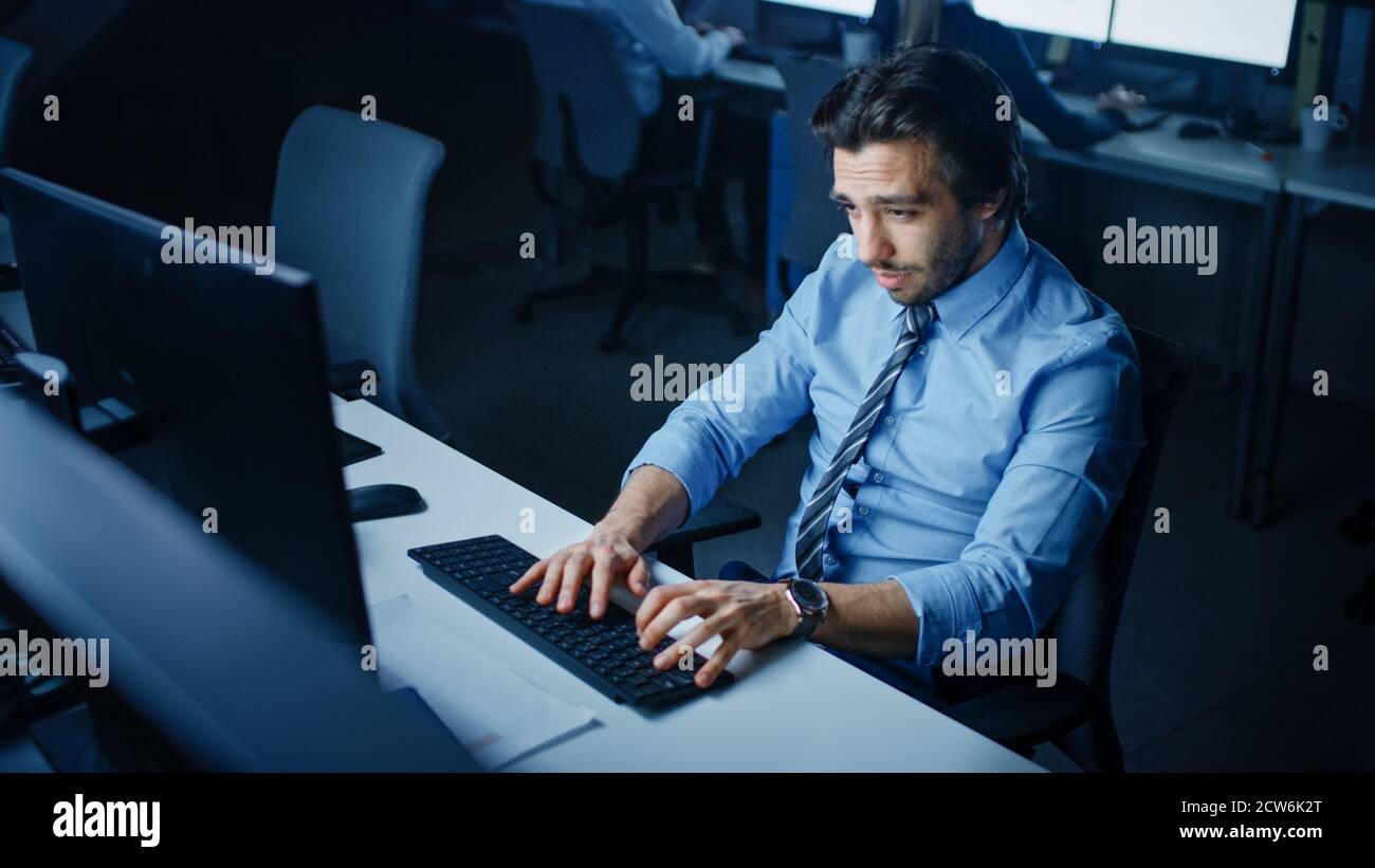 Exhausted office worker hi-res stock photography and images - Alamy