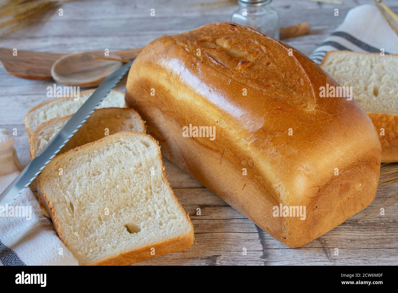 German bread loaf hi-res stock photography and images - Alamy