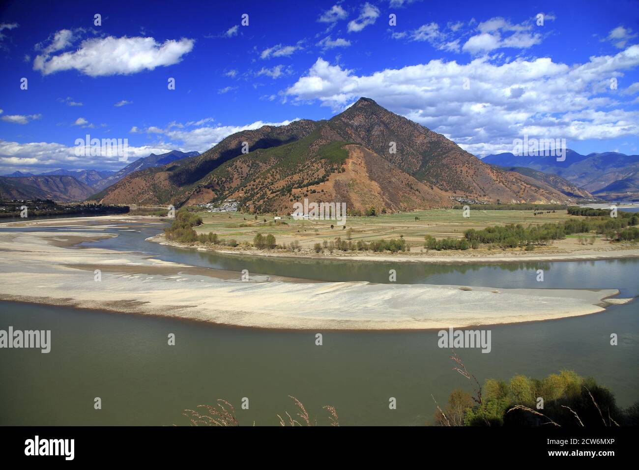 First bay of the lijiang river hi-res stock photography and images - Alamy