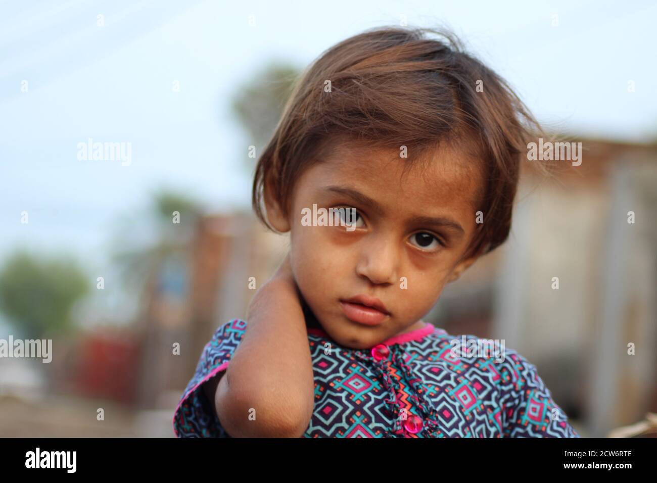 Pakistani child portrait hi-res stock photography and images - Alamy