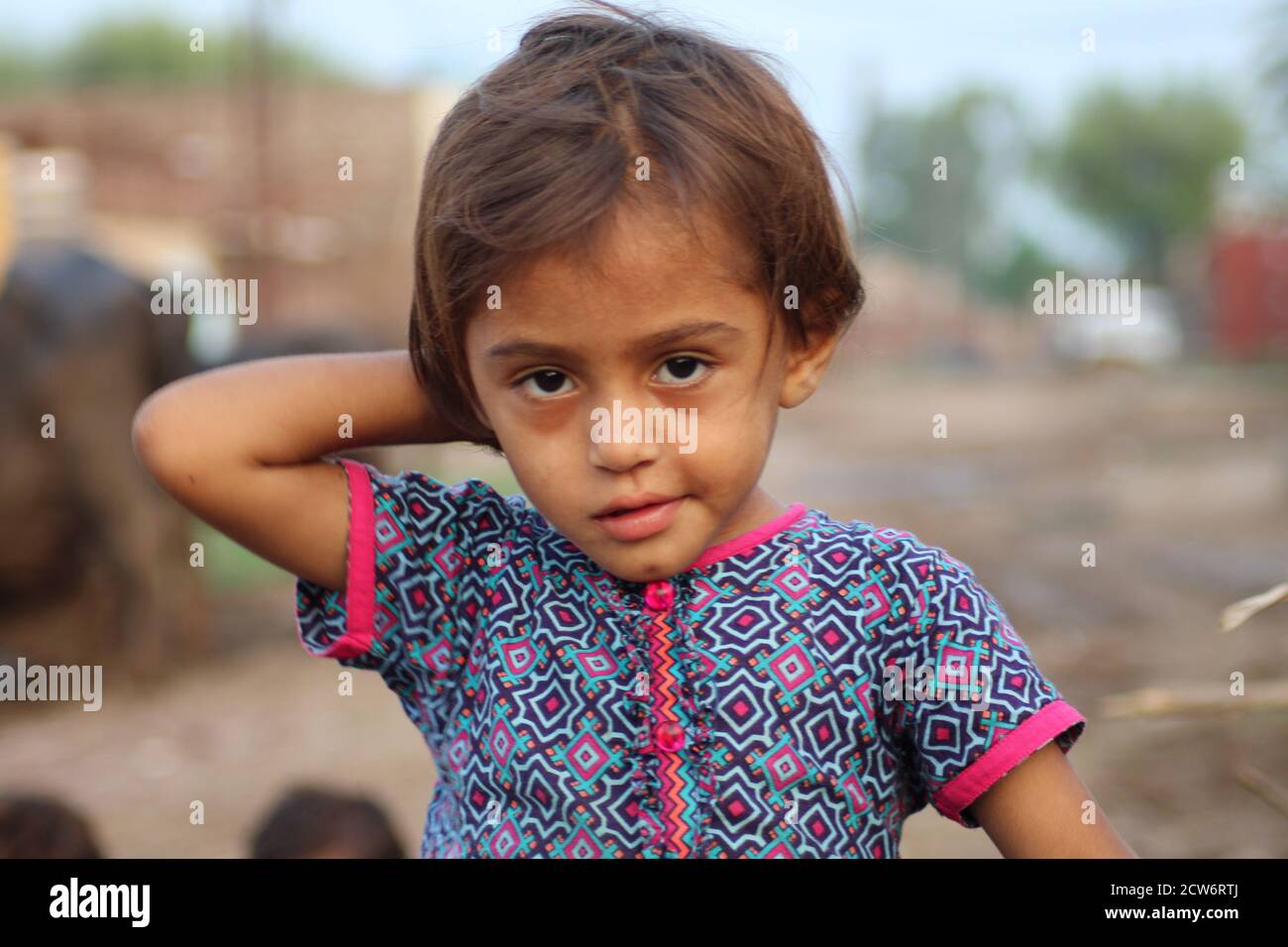 portrait of poor asian kid Stock Photo - Alamy